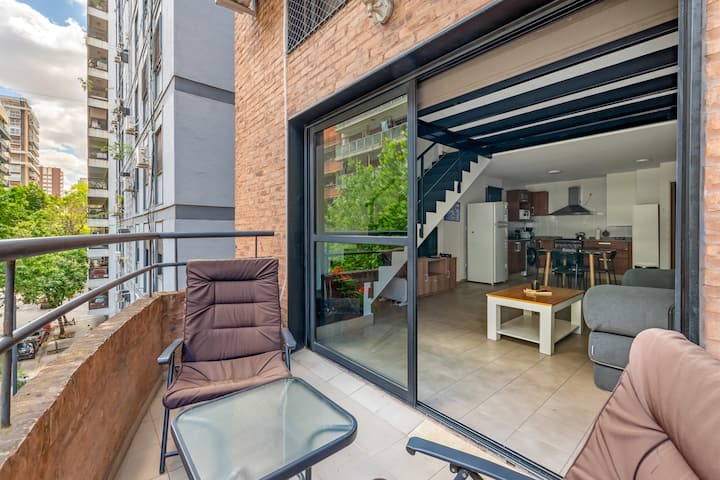 Duplex In Las Cañitas Palermo W/ Balcony & Desk - San Martin, Argentina