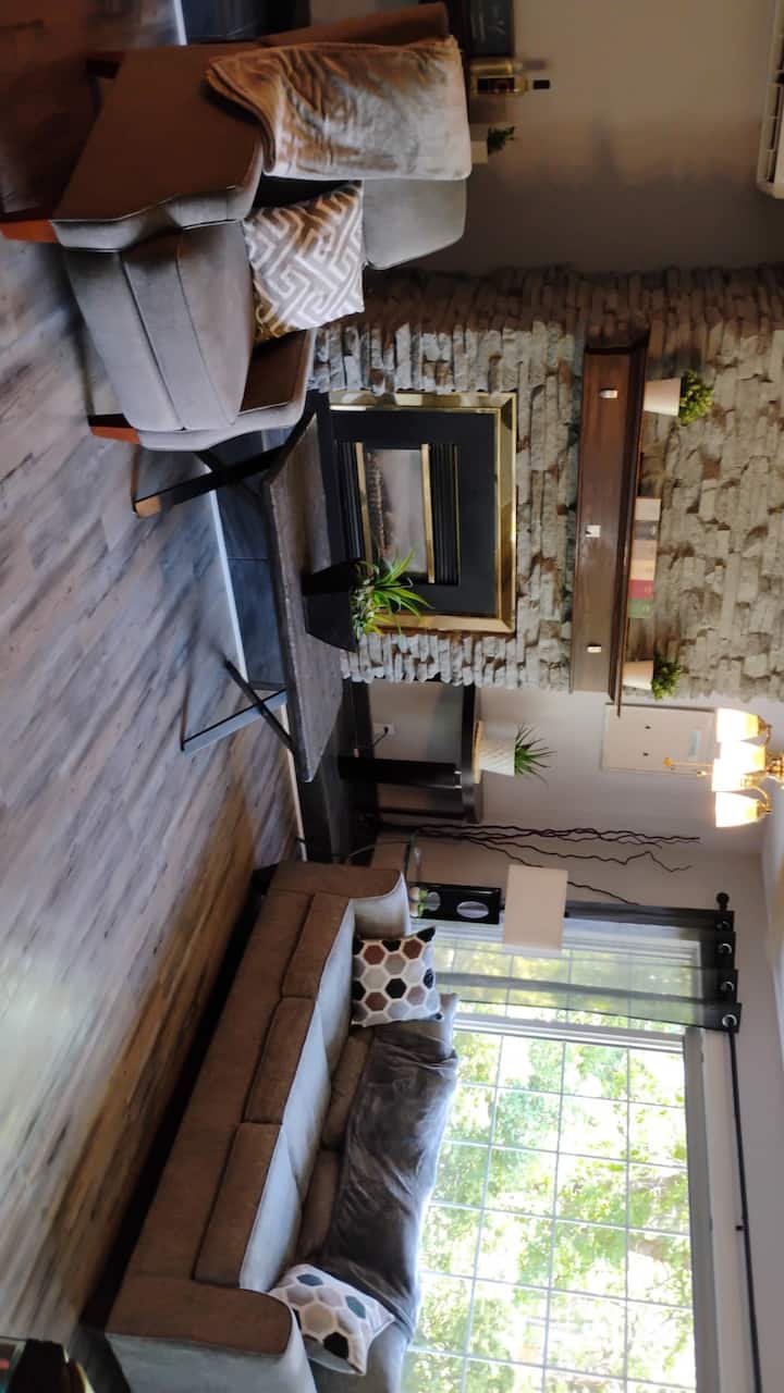 Cozy Pet Friendly Home - Manitoba