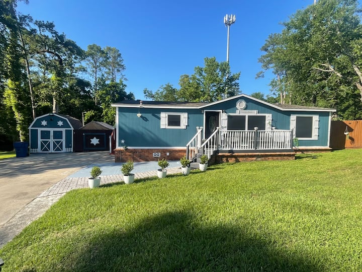 Cozy & Family Fun Htx Escape! - Humble, TX