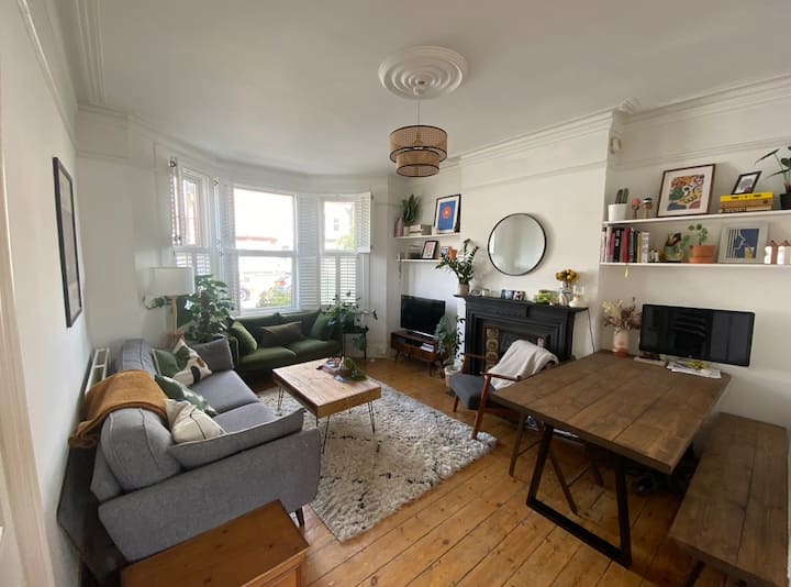 Bright And Spacious 2 Bed With Garden - Bromley