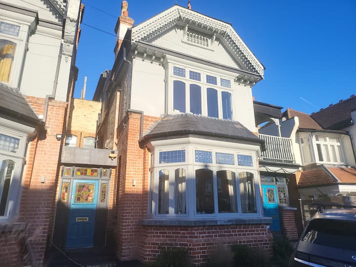 Huge 7 Bed - Sleeps 22 - 25 Mins To Central London - Londres