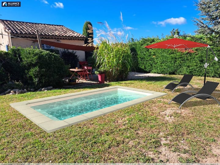 Maisonnette Provençale Au Pied Du Petit Luberon - Sénas