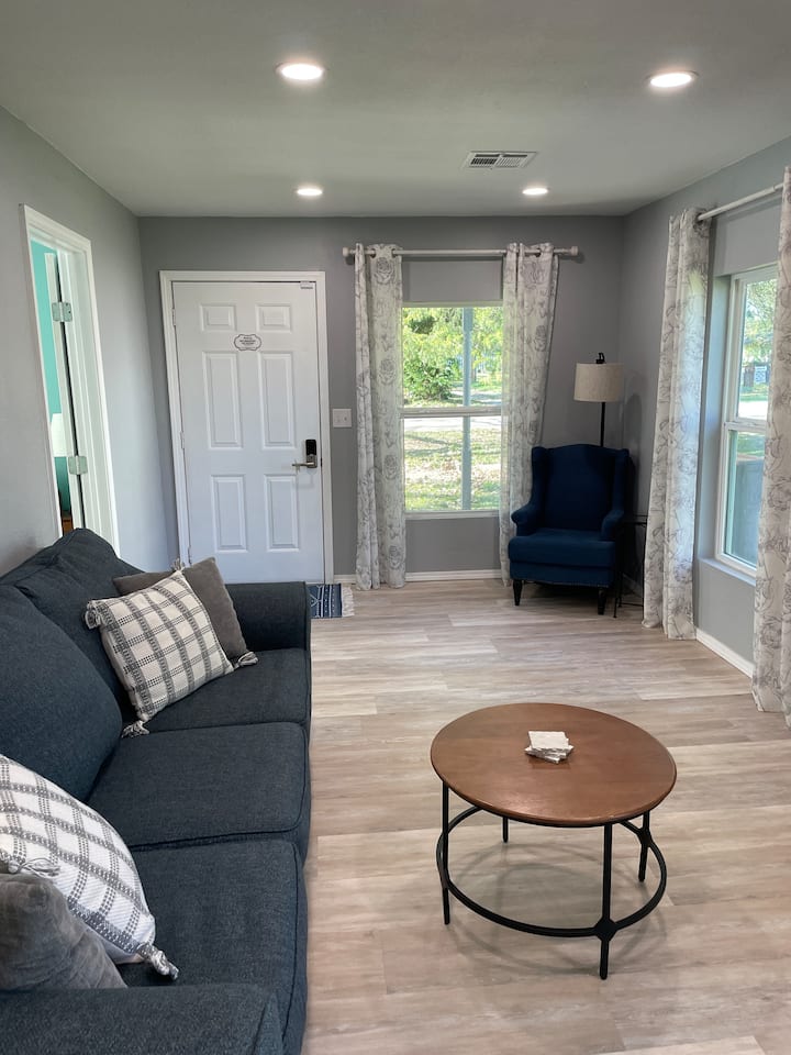 Cherry Street Retreat - Chelsea, OK