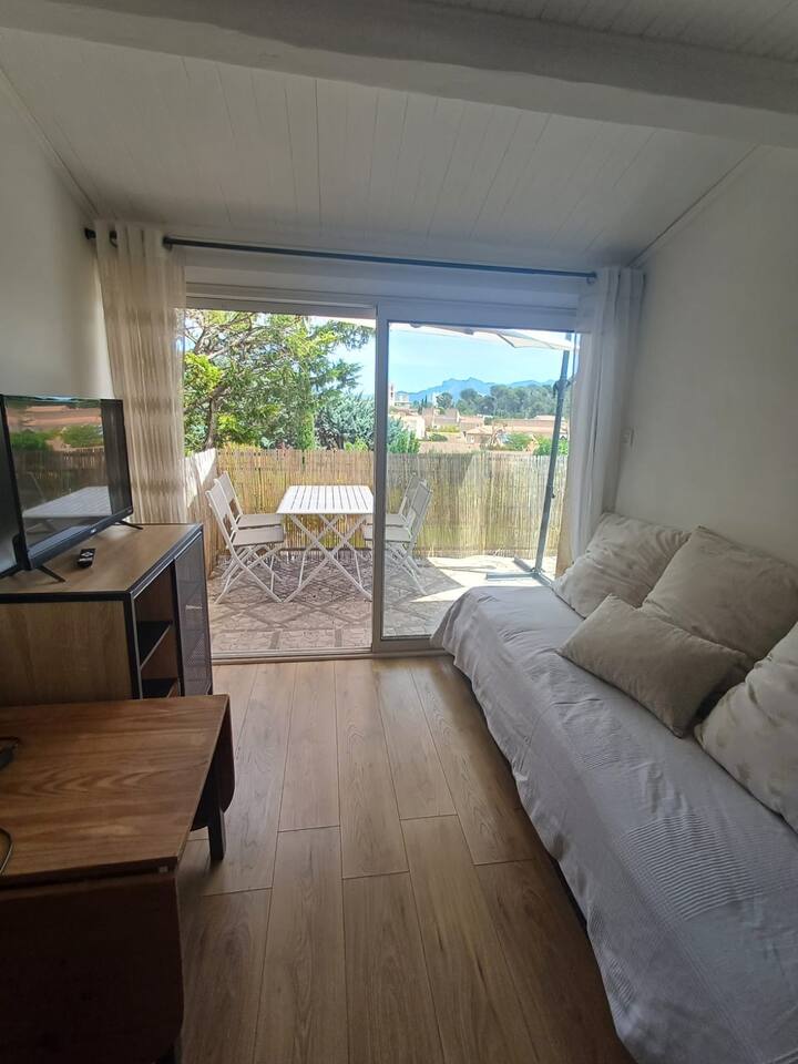 Studio Parking, Piscine Et Soleil En Provence - Aubagne