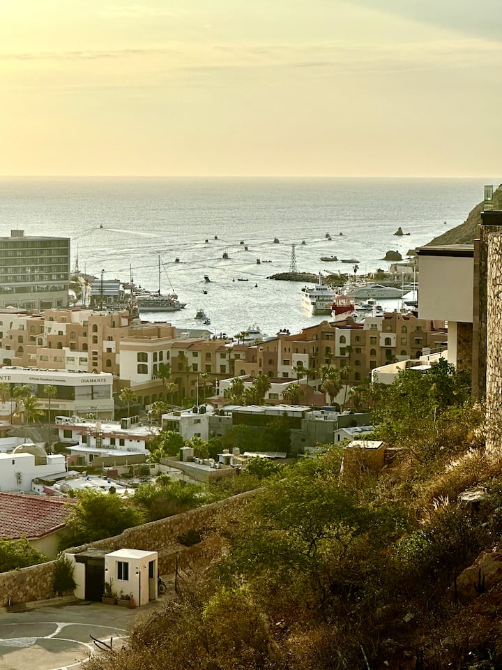 Spacious Luxury Condominium With Ocean Views - Cabo San Lucas