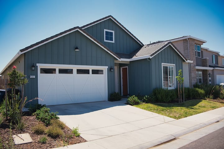 Farmhouse Style Guess Suite - Rancho Cordova, CA