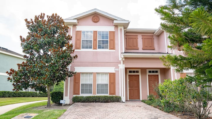 Sunshine Lakeview Villa - Kissimmee, FL