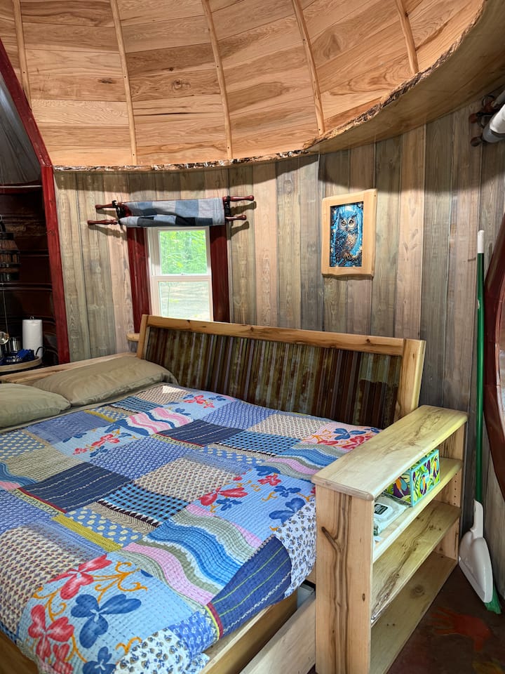 Charming Cabin Retreat – Owl’s Nest @Friedenswald - Wisconsin
