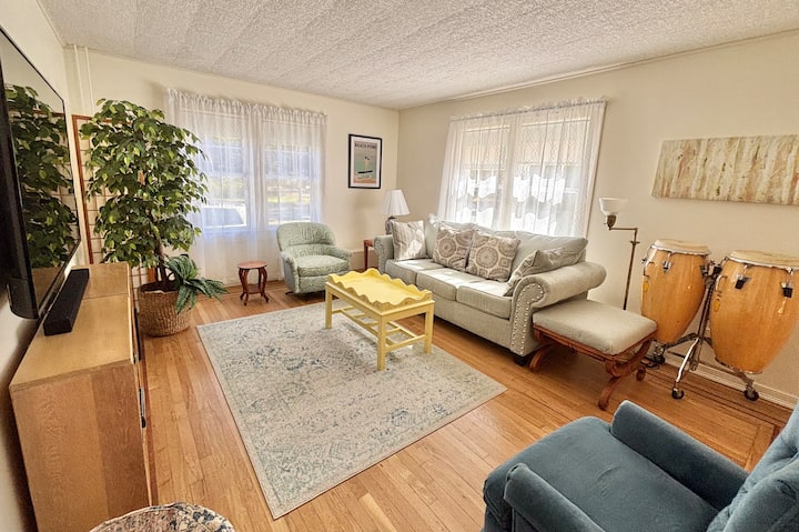 Retreat: Near Beaches, Mystic, Wineries, Casinos - Connecticut