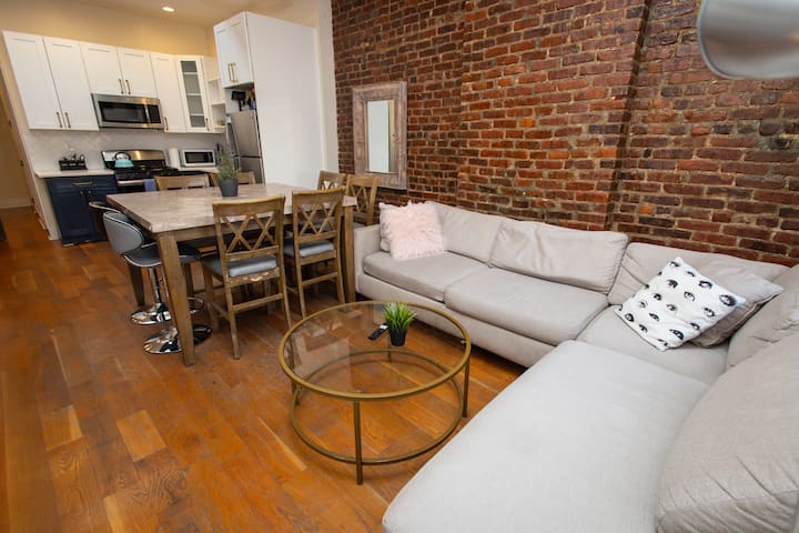 Luxury Apartment Near Subway - Brooklyn, NY