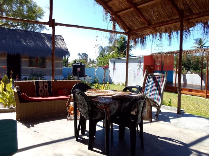 Budget Friendly Accomodation. Perfect Location! - Mozambique