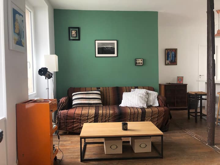 T2 Dans Quartier Dynamique Proche De République. - Panthéon