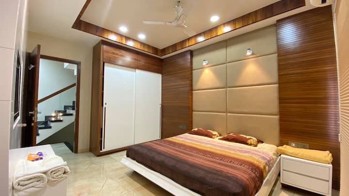 Bunglow | House - Siddhpur
