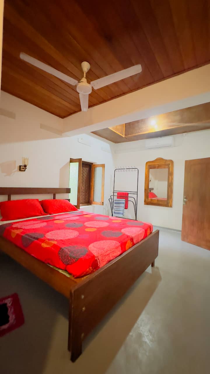 Ayubowan House With Bathroom / Kitchen And Air Con - Mirissa