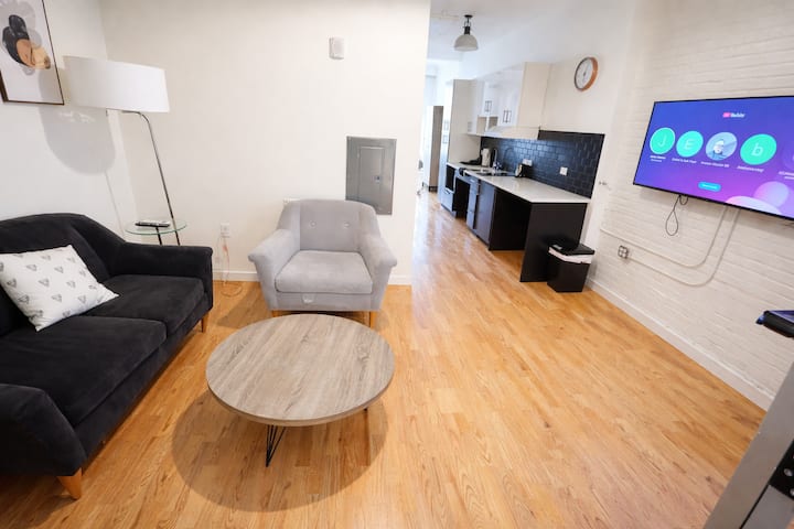 Trumbull St Fully Furnished Loft Style Apartment - Hartford, CT