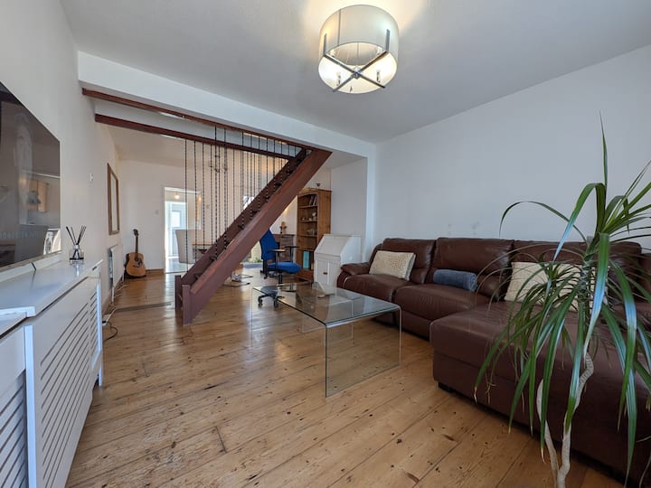 Home In Southampton - Southampton Airport (SOU)