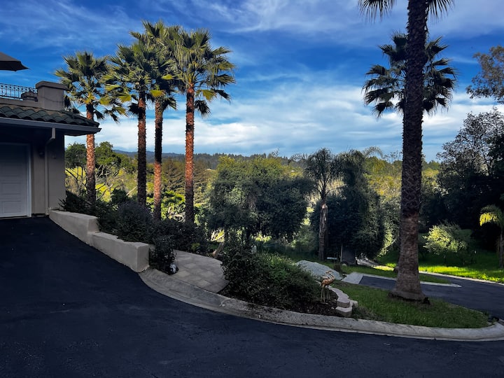 5 Acres Mountain Retreat - 2 Br / 1.5ba - Santa Cruz
