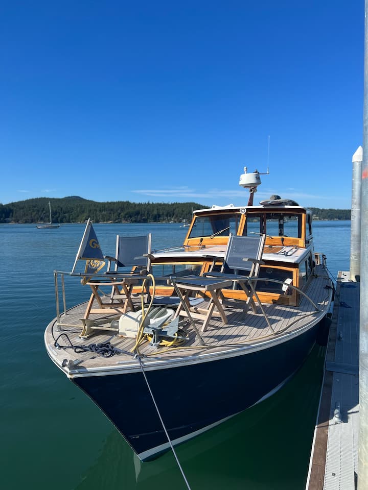 Cruise Aboard A Historic Yacht - Santa Cruz, CA