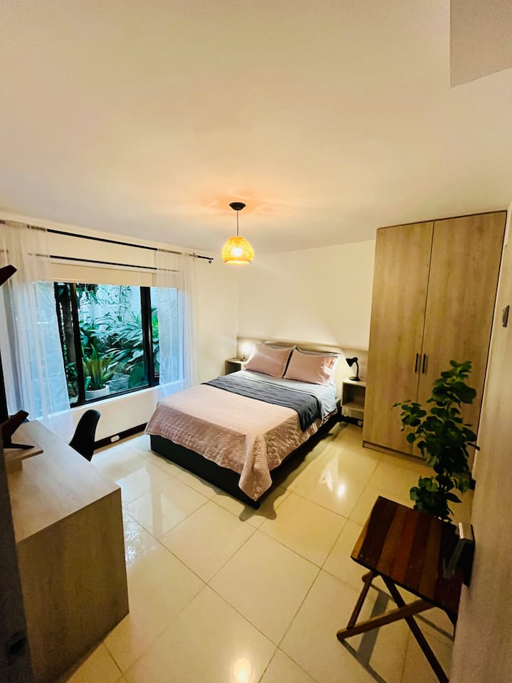 Cozy Private Loft With A/c, Kitchen, And Bathroom. - Medellín