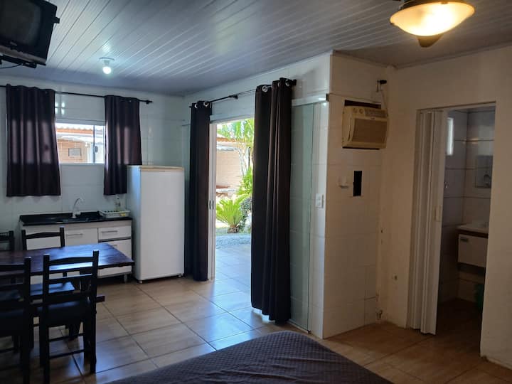 Apto Kitchenette Em Pousada C/ Churrasqueira (08) - Matinhos