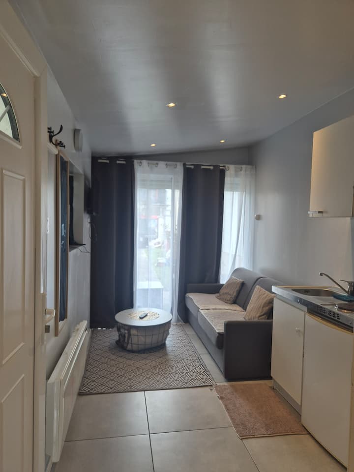 Studio Indépendant Proche Stade De France/ Paris - Stains