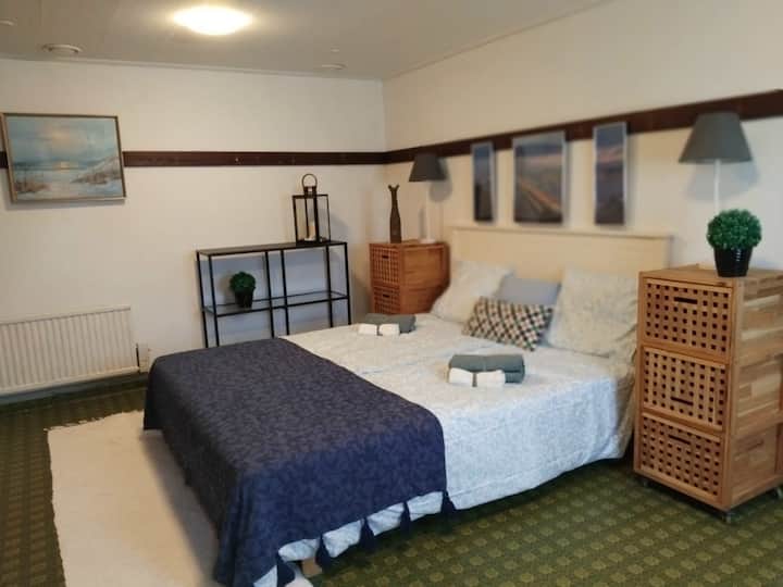 Nyrenoverat Hus Med Tre Sovrum Och Stor Bastu - Värnamo