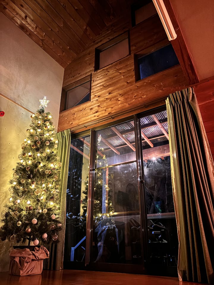 シンボルツリーがある森の秘密基地／11時チェックアウト／アメリカンbbq体験／貸切別荘で自然を満喫 - 나스마치