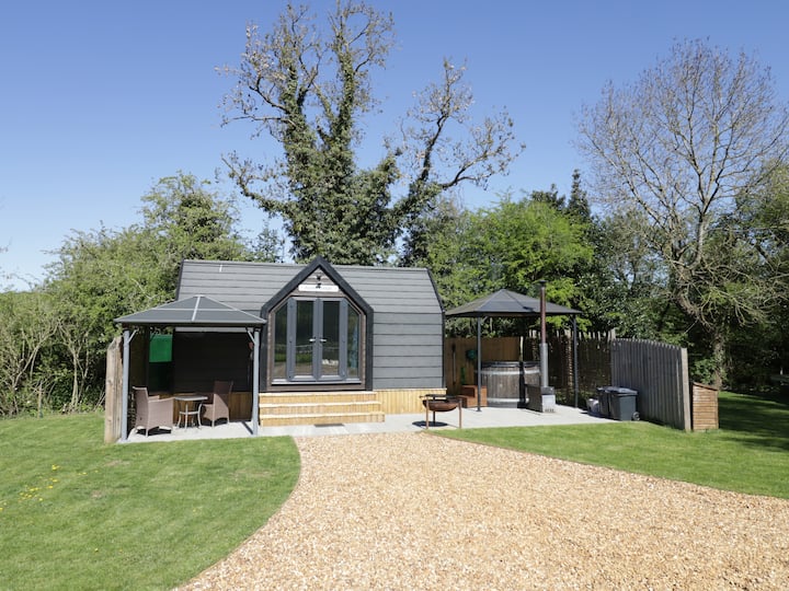 Acorn Lodge At Bridge Lake Farm &Amp; Fishery - Banbury