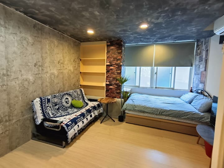 @Sa-songshan Serenity｜mrt 3min/饒河夜市2-4人 - Taipei