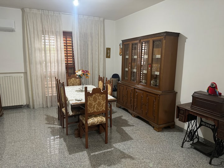 Casa Vacanze Piano Terra 80 Mt 2 Balconi,giardino - Scanzano Jonico