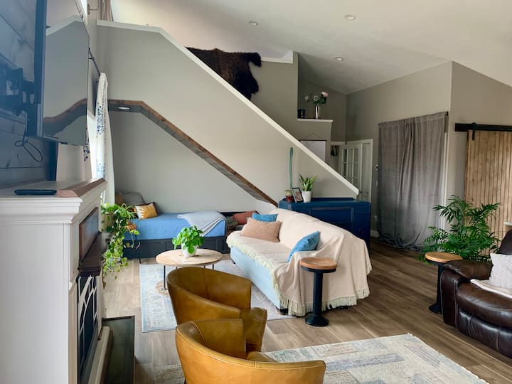 Hope's Anchor- Whole Home, Missouri River Retreat - Lake Oahe