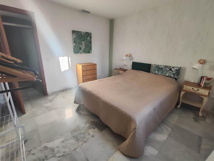 Iema's Guest House In Torreblanca - 베날마데나
