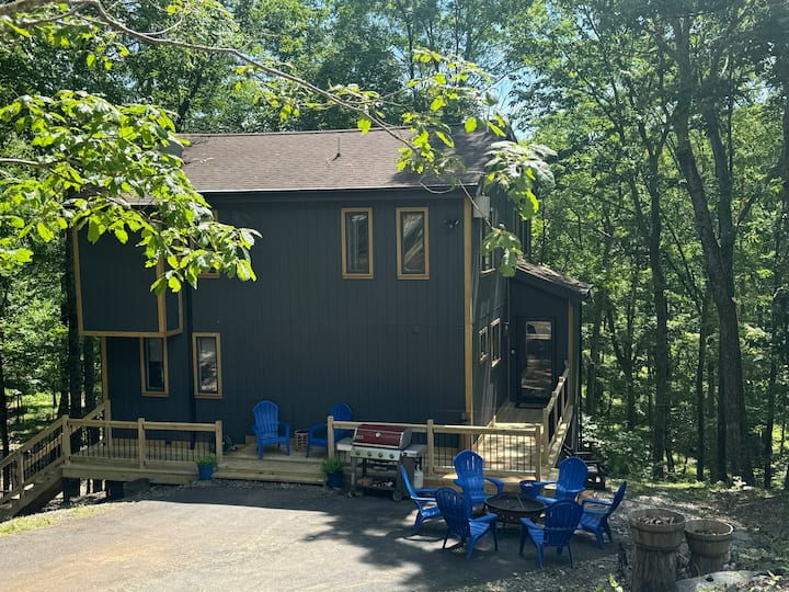 3br Beautiful Mnt Lodge Nye Availability - Bushkill, PA