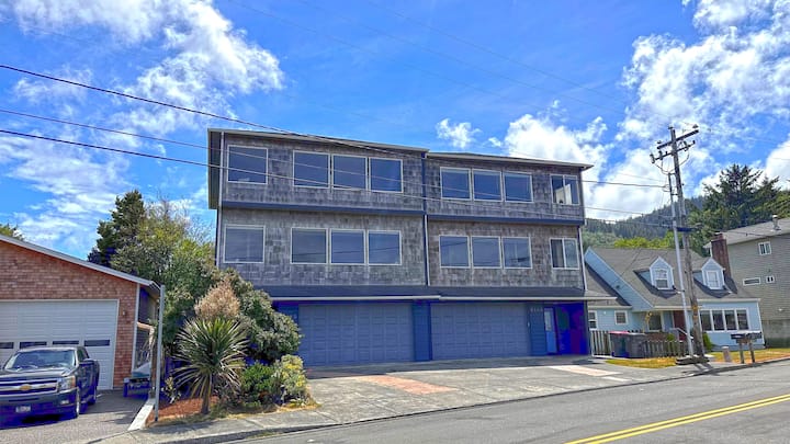 Sunset Dreams At Seaside Beach - Seaside, OR