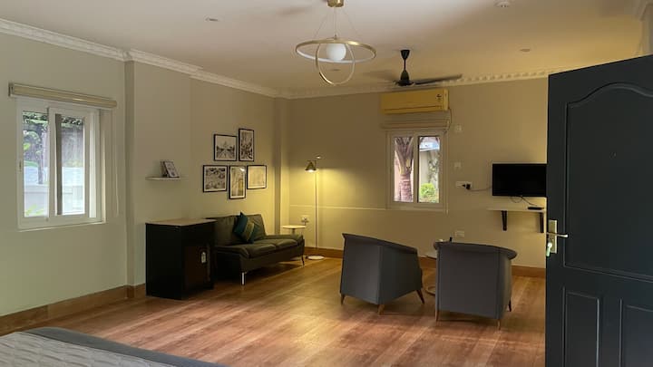 Relax And Unwind In Style. - Courtallam