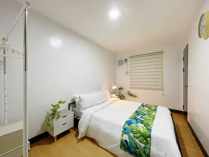 Homey 1br Condo W/ Netflix Wi-fi - Imus Cavite - Bacoor