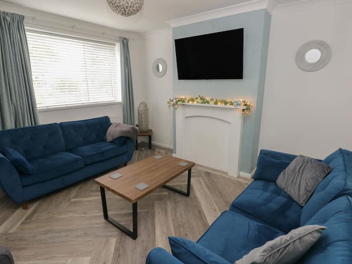 Cwtch Ar Y Mor - Kidwelly