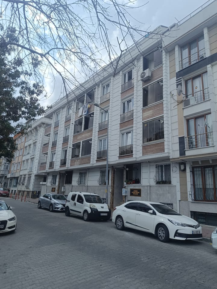 2+1 100 M2 Daire 2.kat Yeni Bina - Sahil