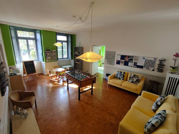 Central Quadruple Room @ Montebello Hostel - Canton of Ticino