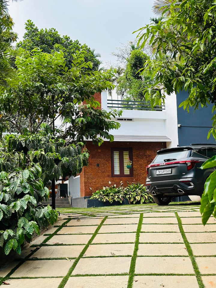 Aanandam Villa-an Independent Villa In 1 Acre Farm - Kerala