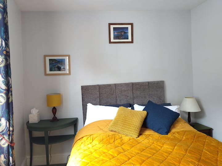 Room On Southwest Coast Path - Looe