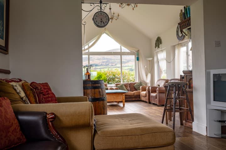 Bella Vista, 7 Bedroom 3.5 Bath Carlingford Louth - Carlingford