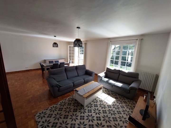 Maison Spacieuse - Proche Métro L7 - 5 Chambres - Villejuif