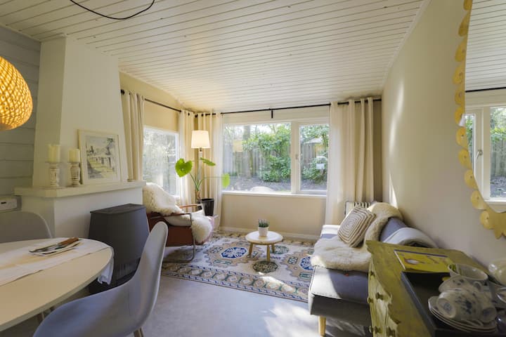 ‘Repelsteeltje’ - Romantisch Jaren 70 Huisje - Barneveld