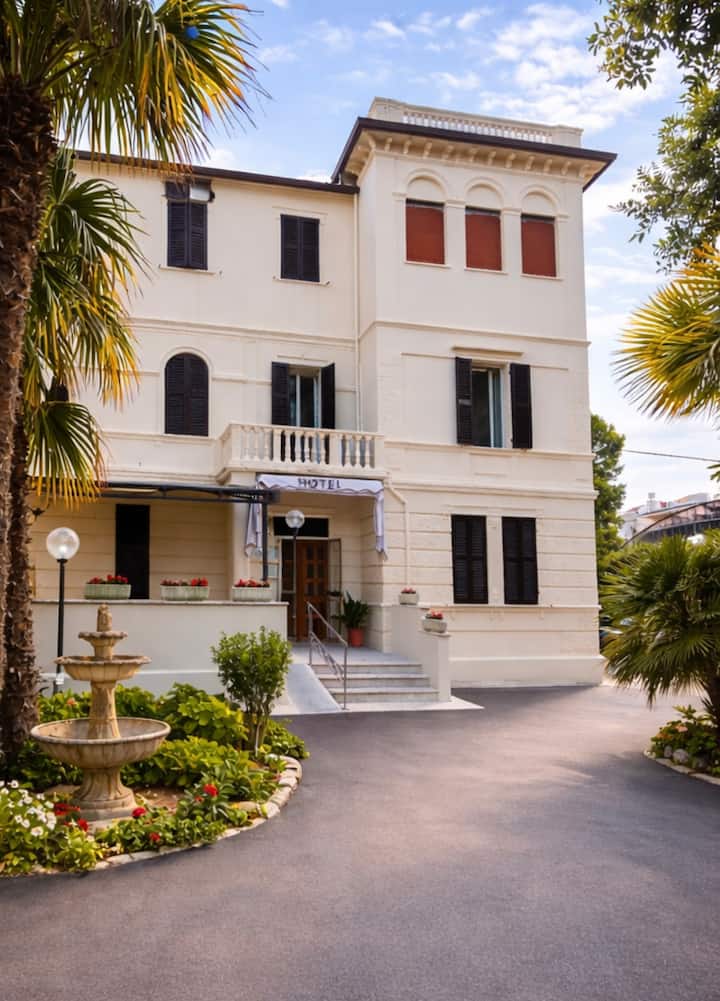 Stanza In Villa Con Giardino 100m Mare +Parcheggio - Senigallia