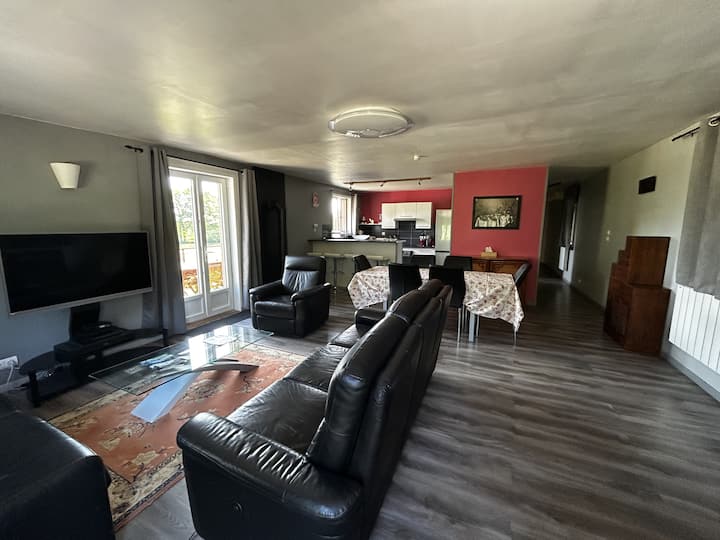 Appartement Dans Une éCurie Du Nord Cotentin - Valognes