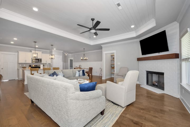 Cozy Townhome Retreat: Private~near Everything! - Huntsville, AL