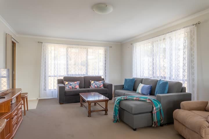 Mountain Explorer - Great Western Tiers Base - Deloraine