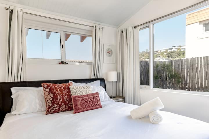 Freshwater Penthouse Beach-pad - Manly