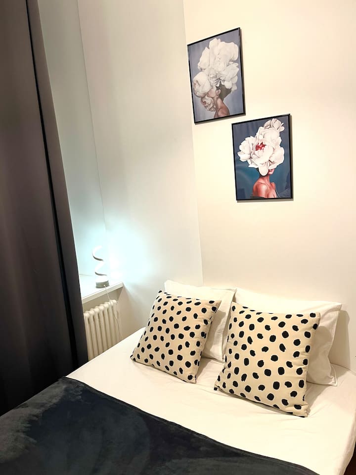 Quiet Studio Near Old Riga And The Train Station! - Riga Airport (RIX)